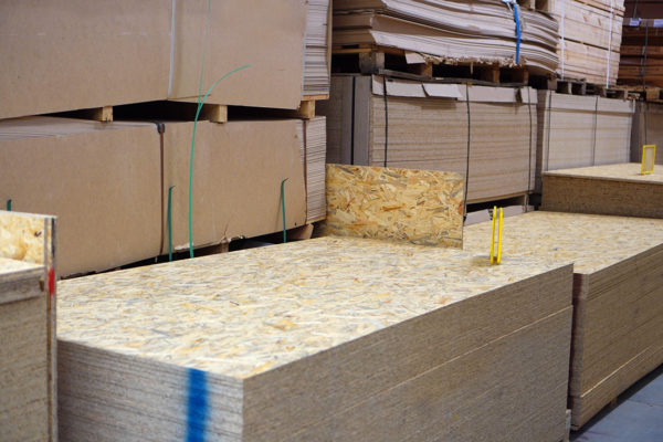 OSB vs Plywood: What's the Difference? | Conner Industries